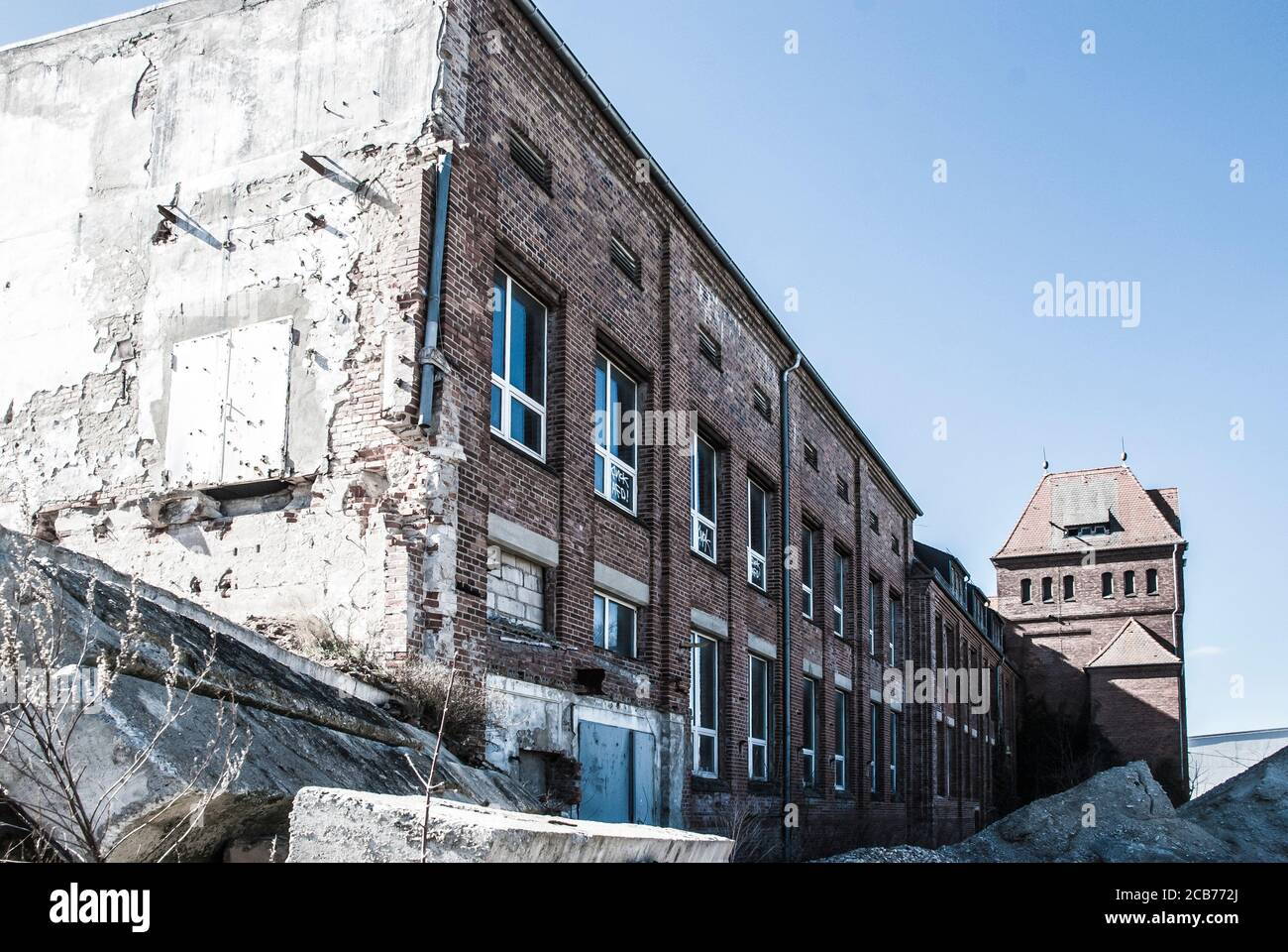 an old abandoned brick factory Stock Photo - Alamy