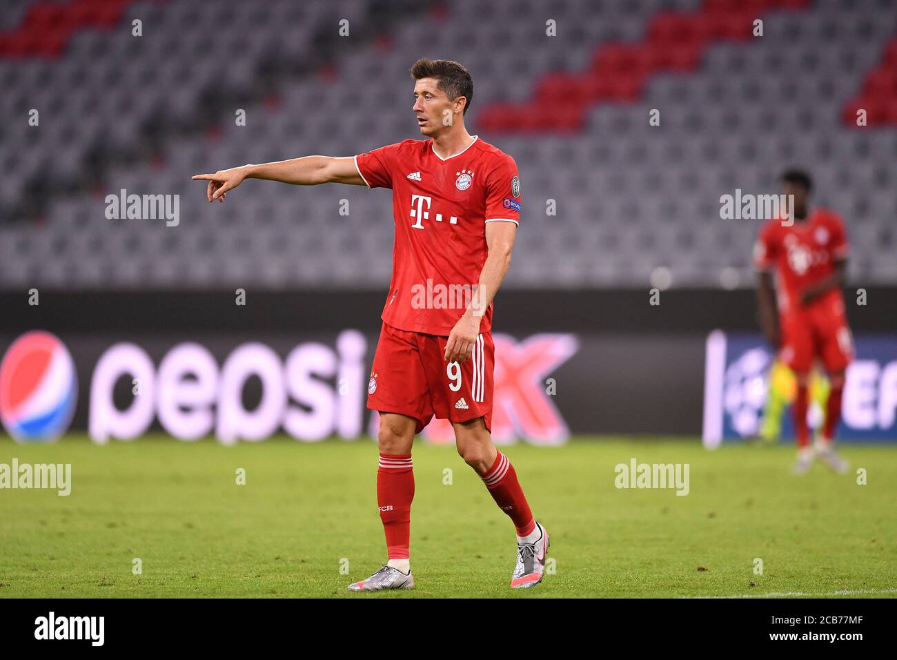 Robert lewandowski bayern hi-res stock photography and images - Alamy