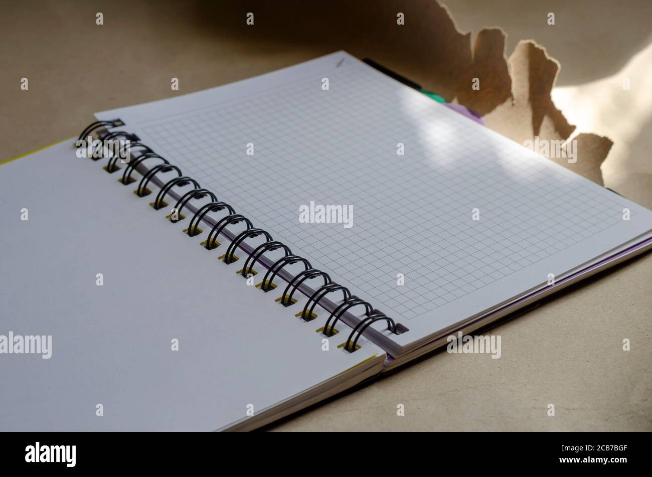 Open book side angle hi-res stock photography and images - Alamy