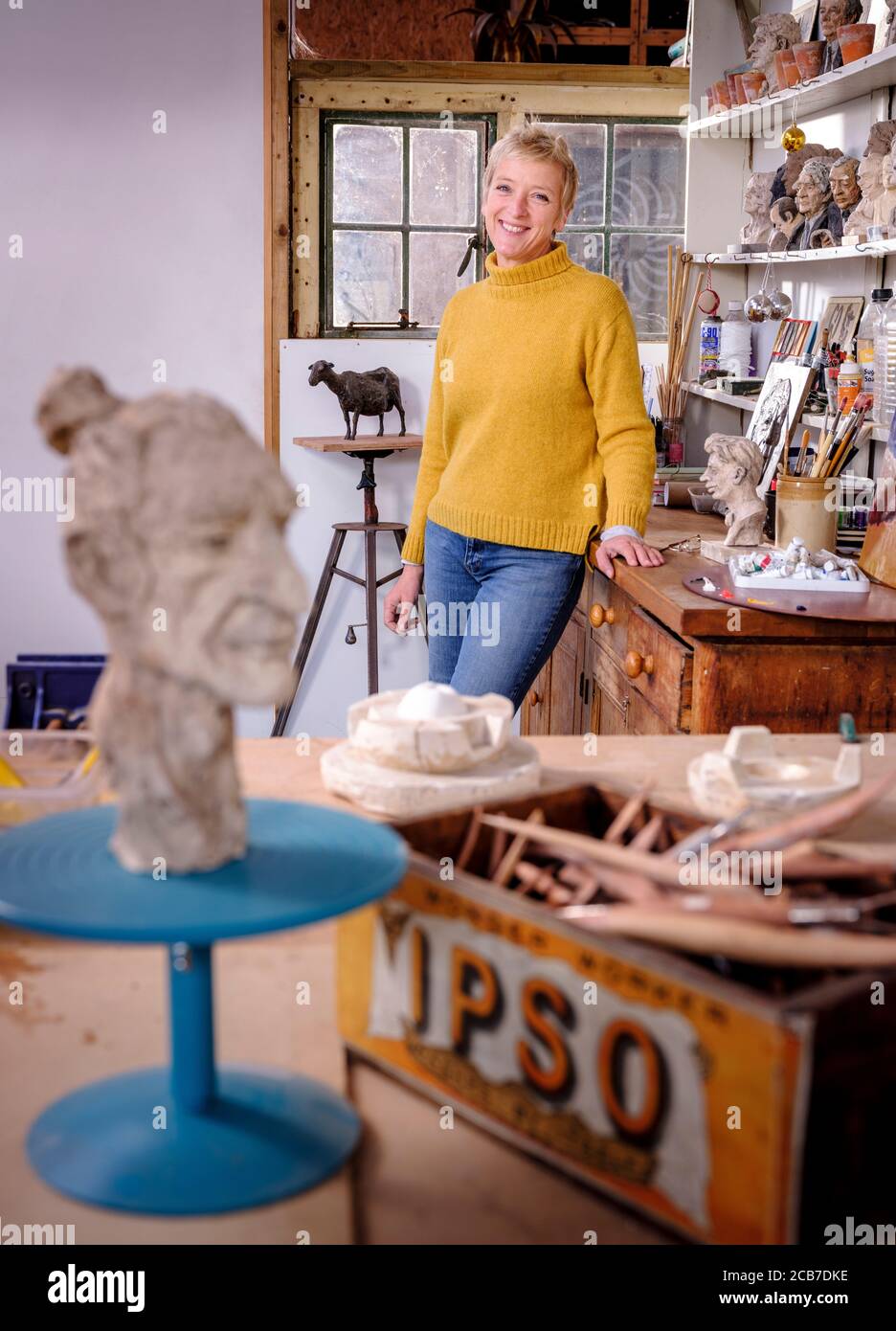 Artist Chelsea Renton at her Lewes studio Stock Photo - Alamy
