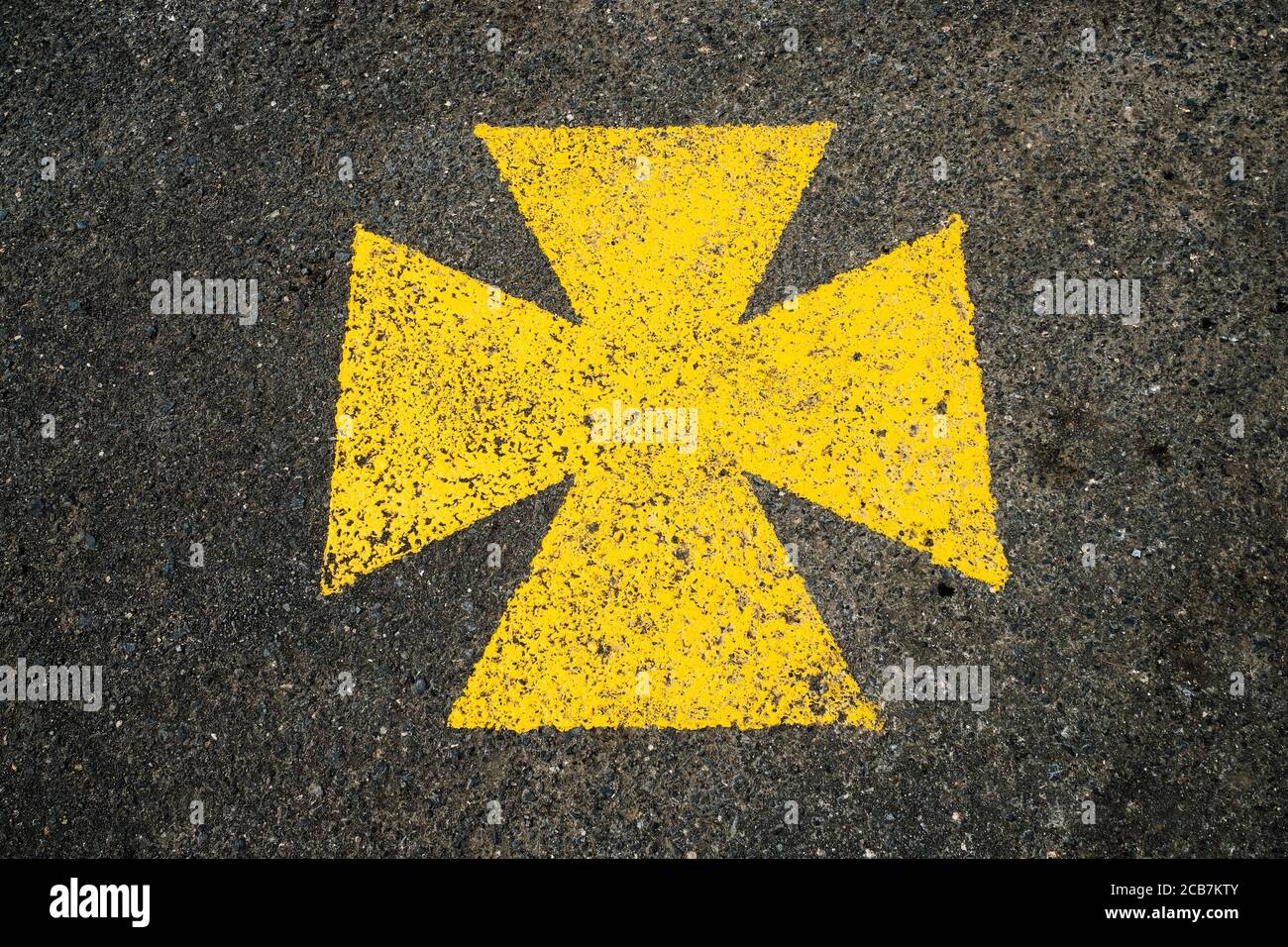 Maltese cross malta hi-res stock photography and images - Alamy