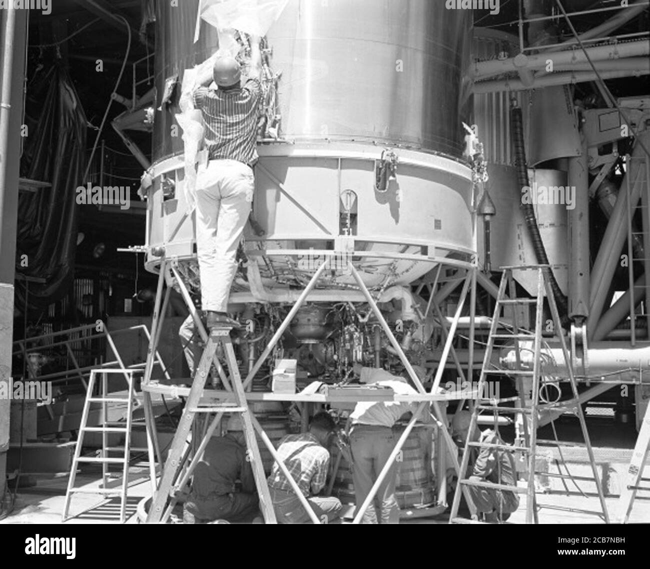 PictionID 43057953 - Catalog 14 003974 - Title Atlas Centaur Details ...