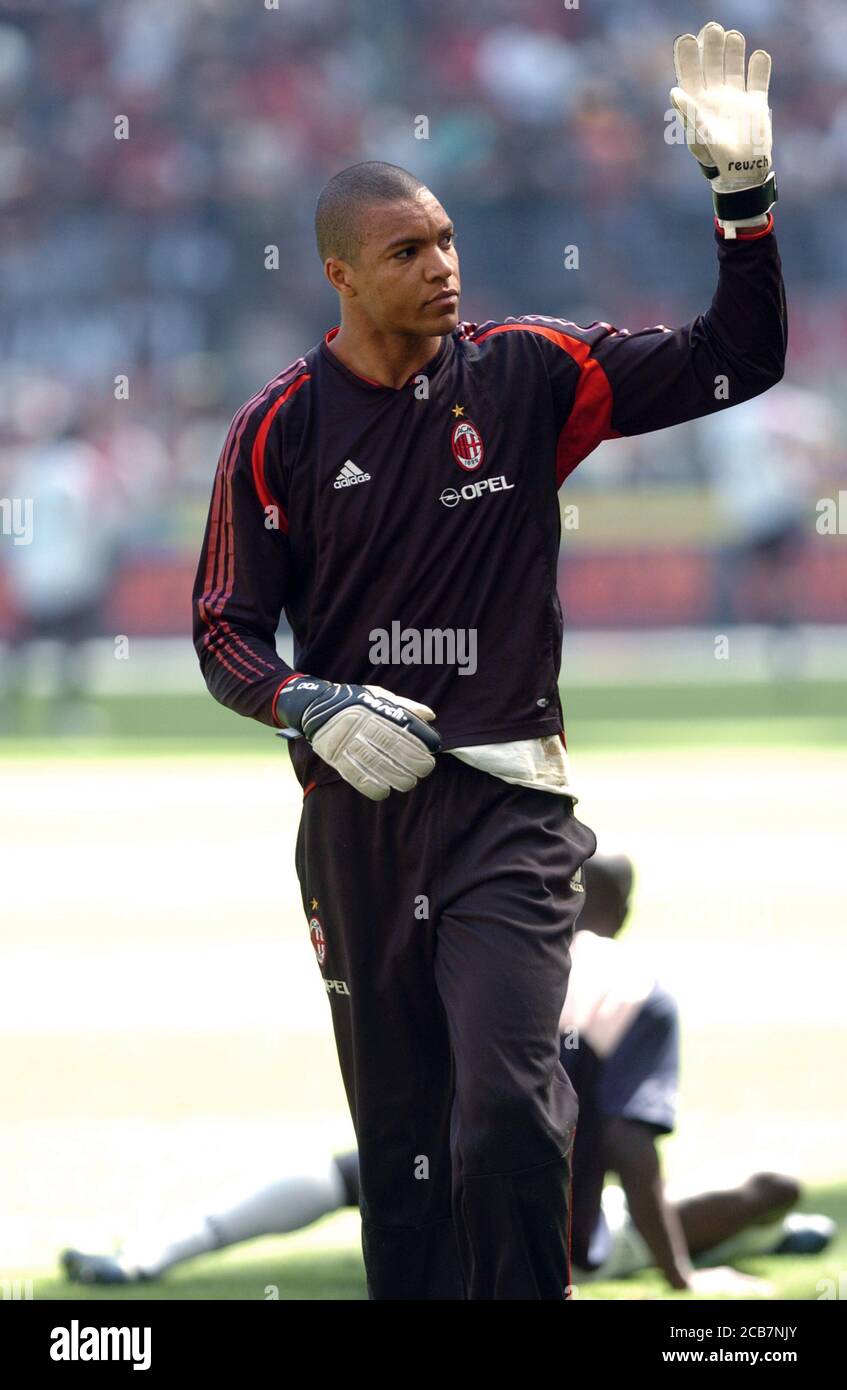 Dida Of Ac Milan High Resolution Stock Photography and Images - Alamy