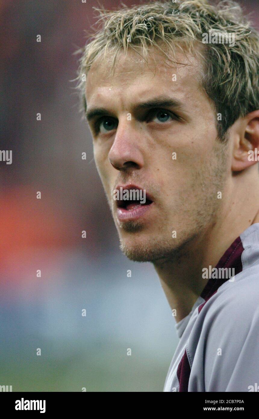 Phil neville hi-res stock photography and images - Alamy