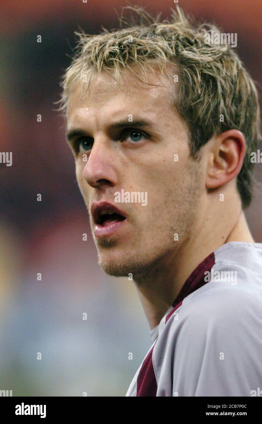 Phil neville hi-res stock photography and images - Alamy