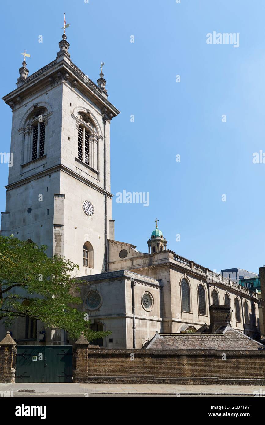 St andrew holborn hi-res stock photography and images - Alamy