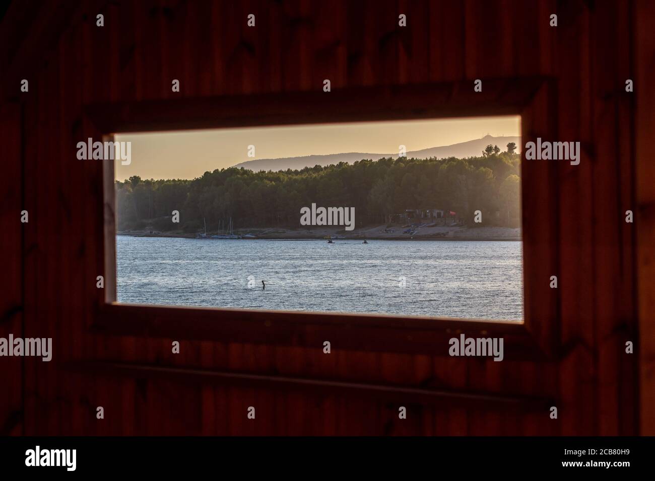 View through window of lake hi-res stock photography and images - Alamy