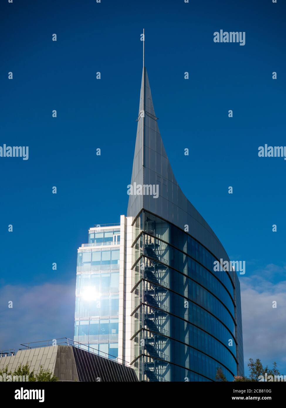 Skyscraper reading berkshire hi-res stock photography and images - Alamy