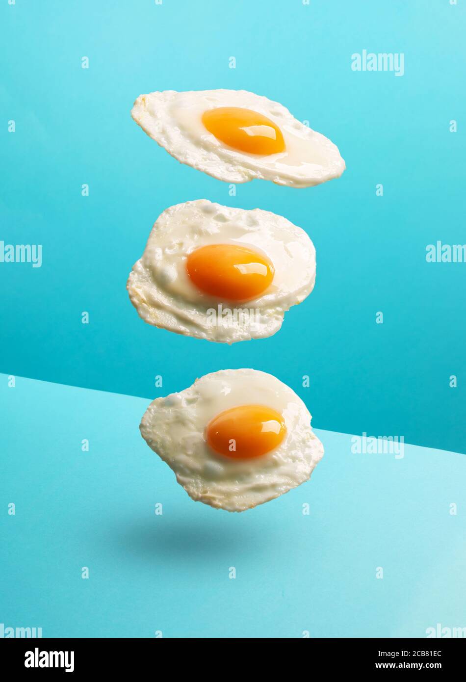 Flying eggs hi-res stock photography and images - Alamy