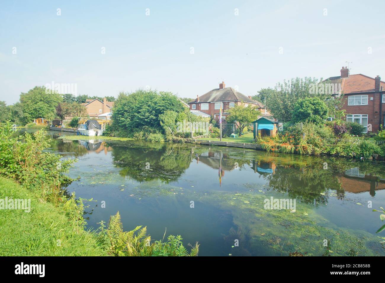 Canal in Maghull, Merseyside Stock Photo - Alamy