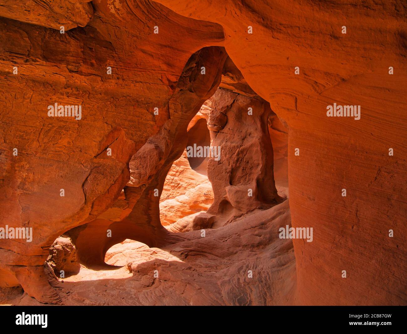 Small caves hi-res stock photography and images - Alamy