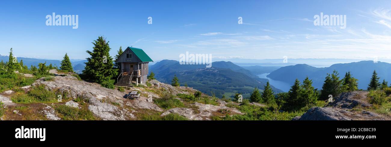 Panoramic View of Tin Hat Cabin Stock Photo - Alamy