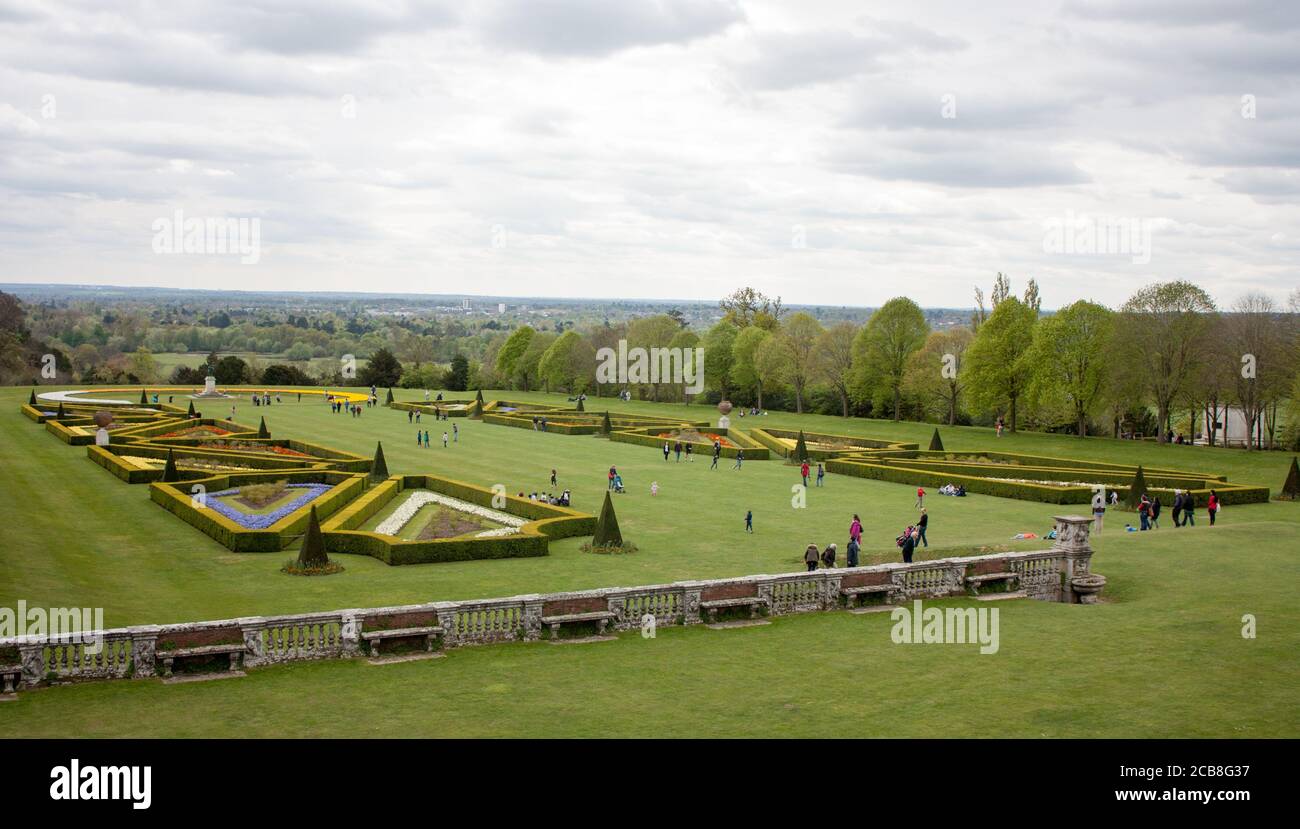 Cliveden House formal gardens Stock Photo - Alamy