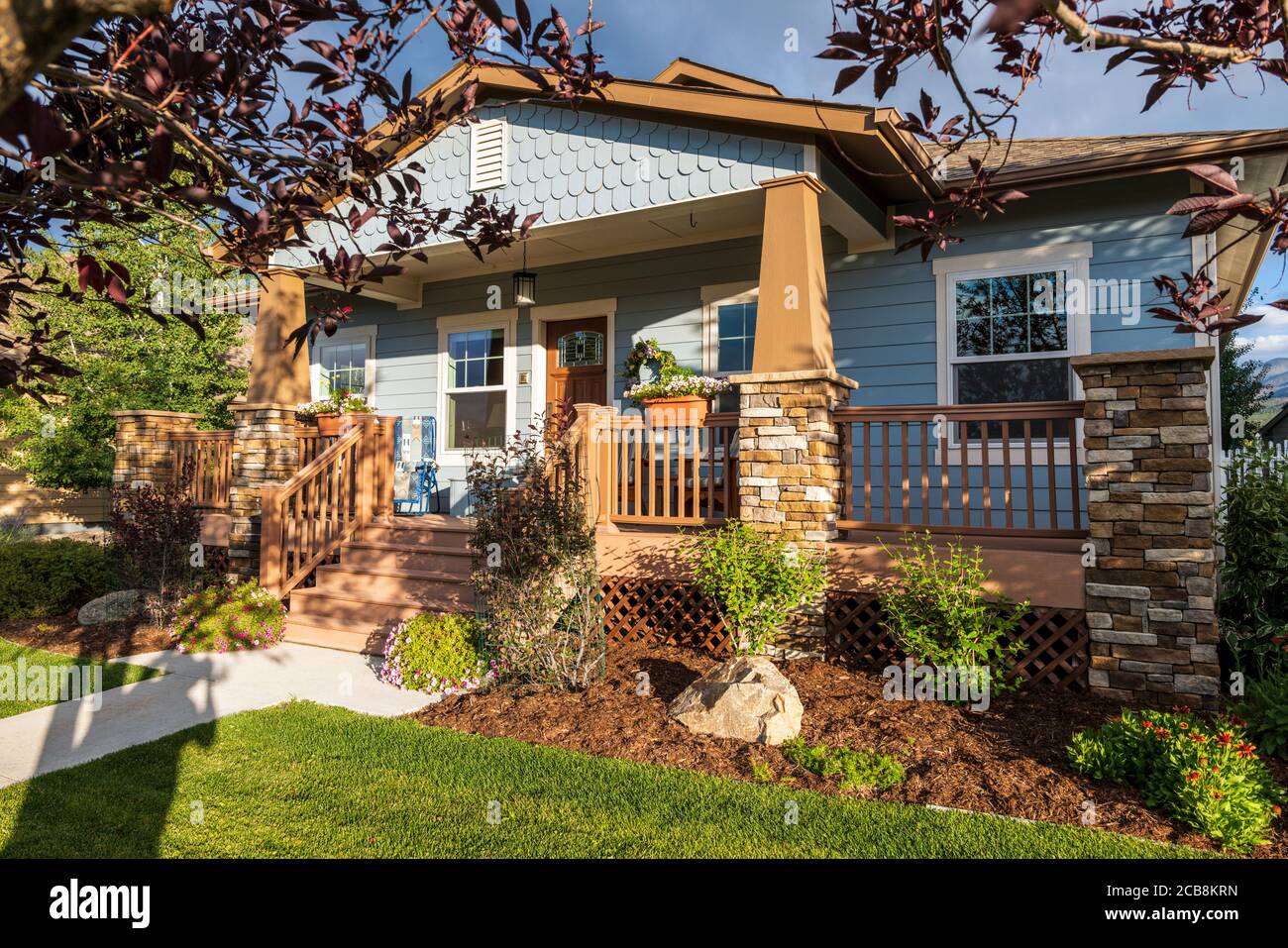 1950s home exterior hi-res stock photography and images - Alamy