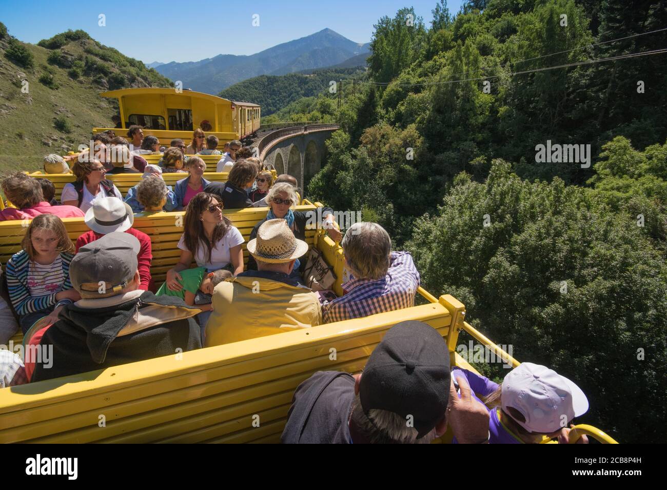 Yellow train of pyrenees hi-res stock photography and images - Alamy