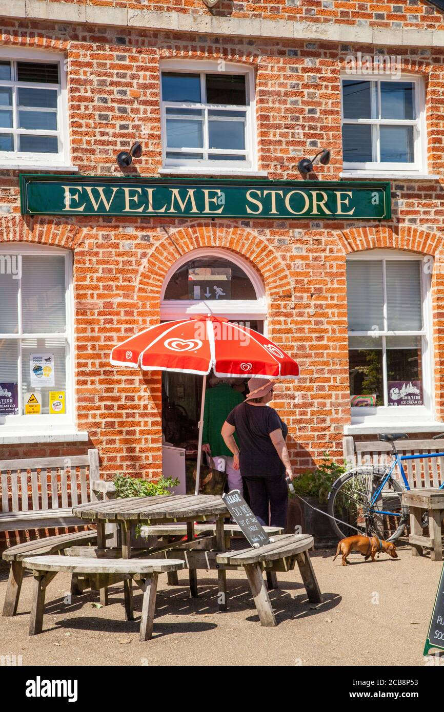 The community village store in the Oxfordshire village of Ewelme in the ...
