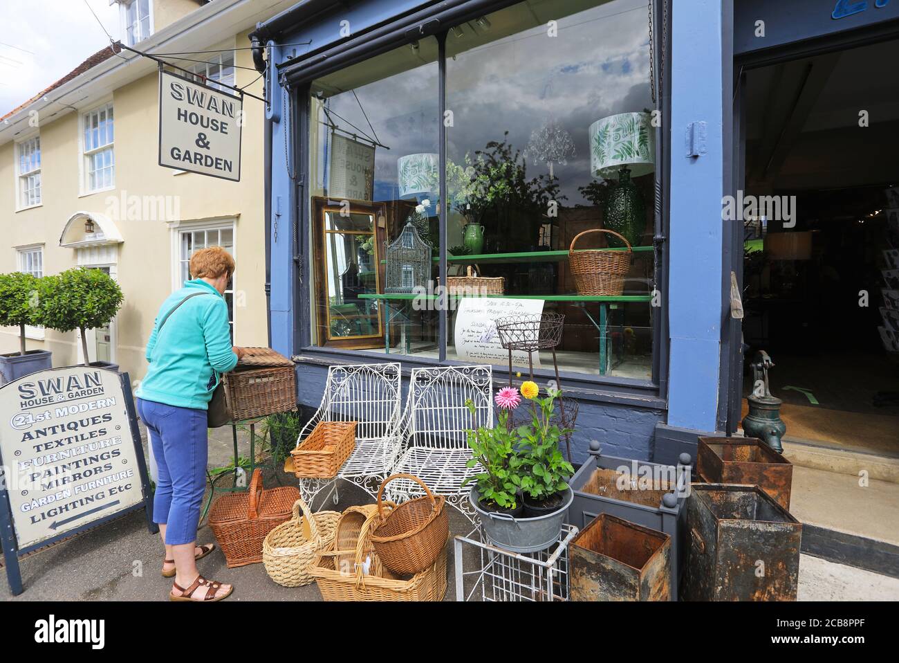 Rural shopping village hi-res stock photography and images - Alamy