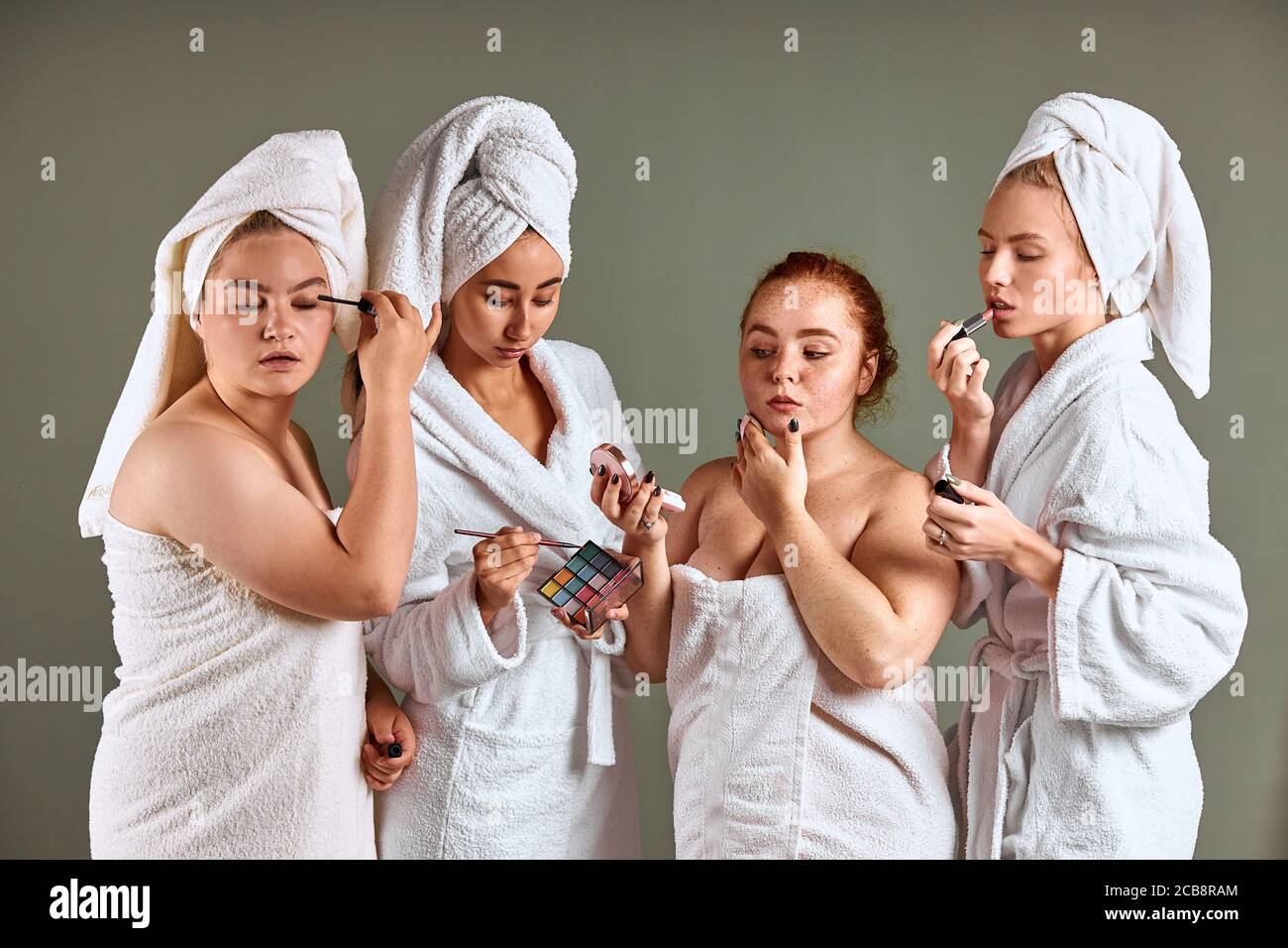 Young woman firm body hi-res stock photography and images - Alamy