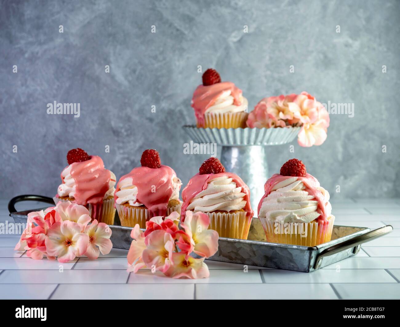 Trays of sweets hi-res stock photography and images - Alamy