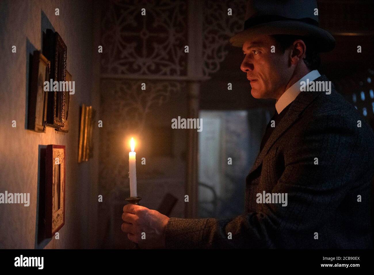 THE ALIENIST, (aka THE ALIENIST: ANGEL OF DARKNESS), Luke Evans ...