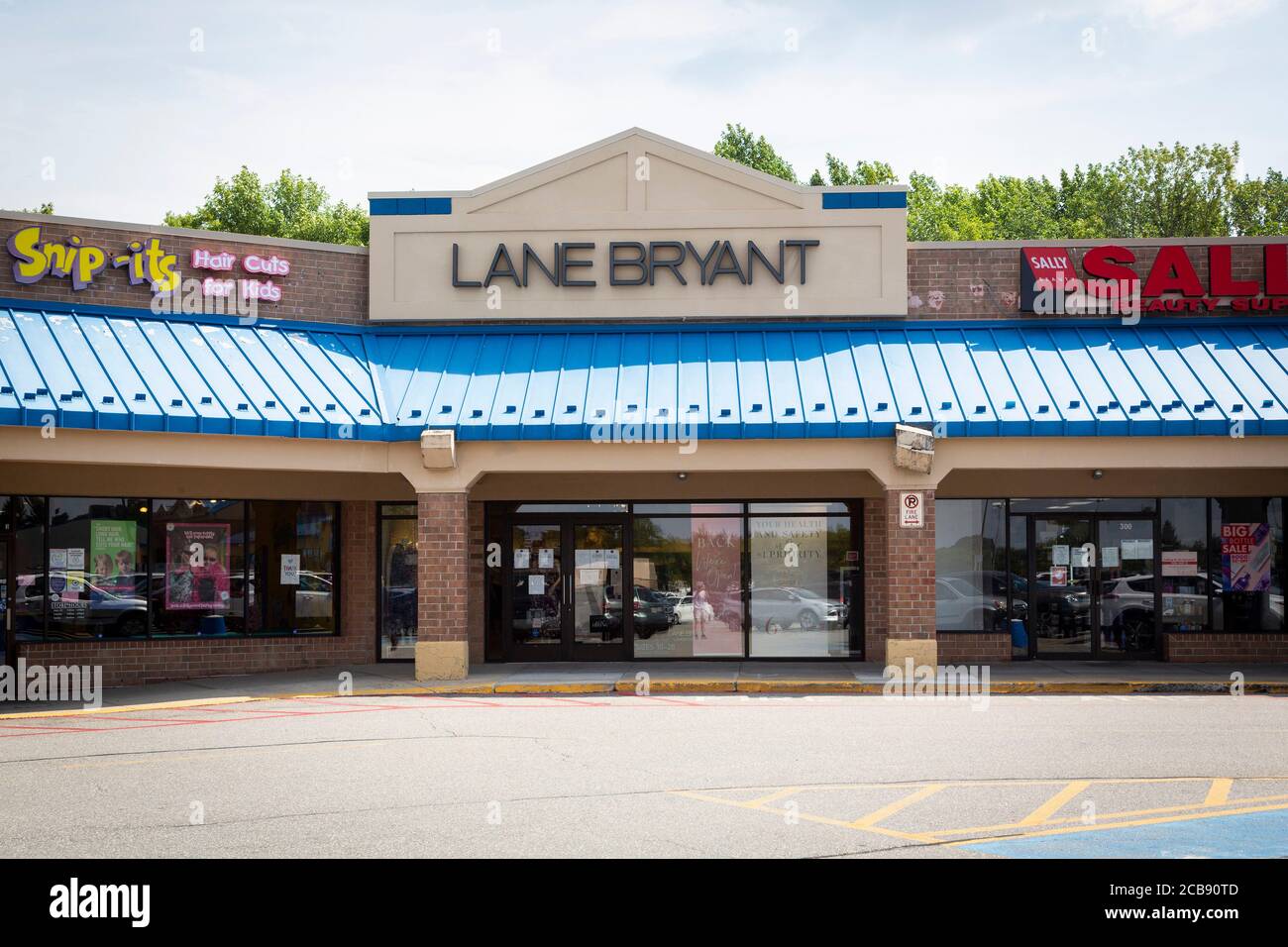 August 11, 2020. Peabody, MA. Lane Bryant store in a mall in Peabody ...