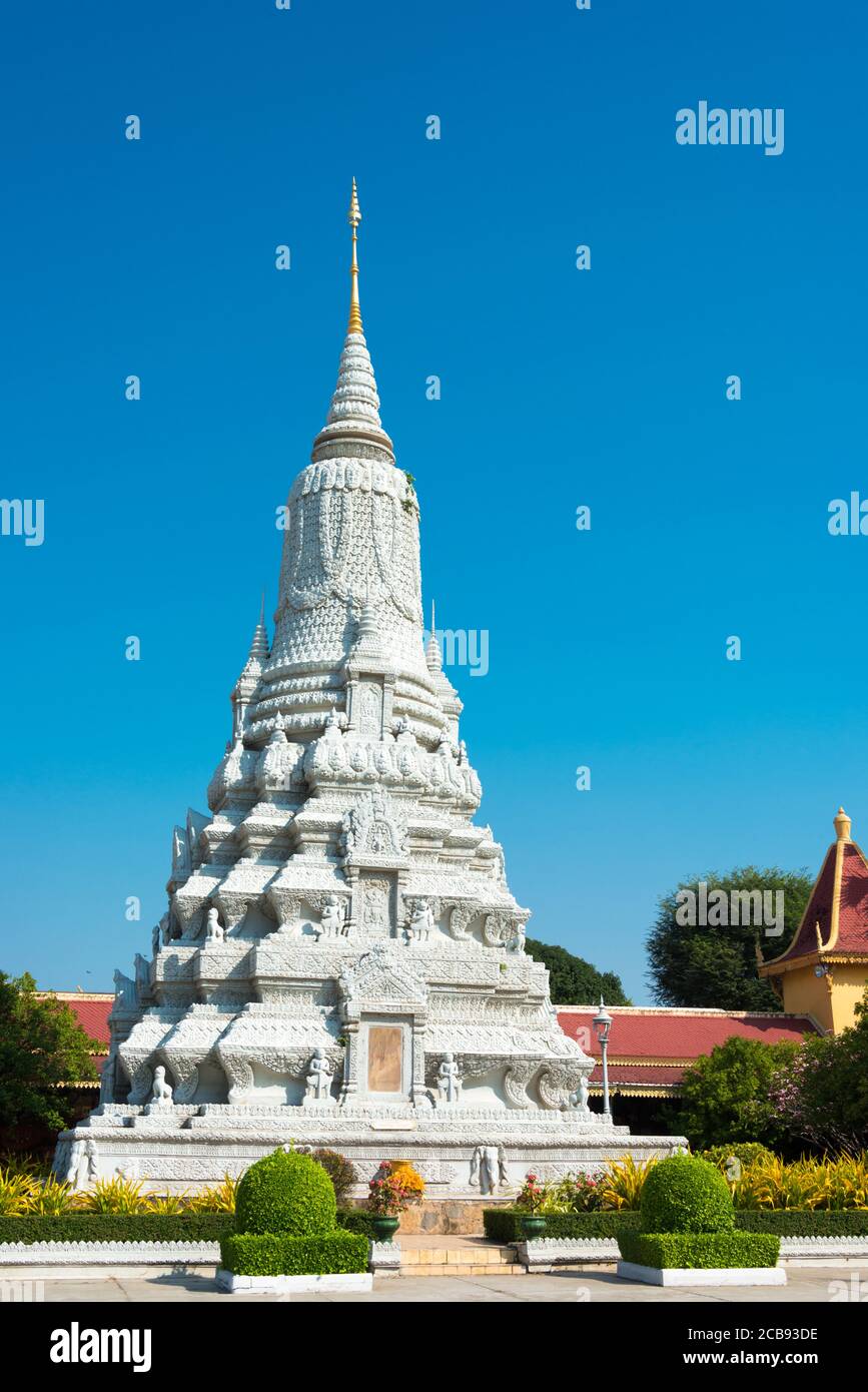 Phnom Penh, Cambodia - Pagoda at Royal Palace of Cambodia in Phnom Penh ...