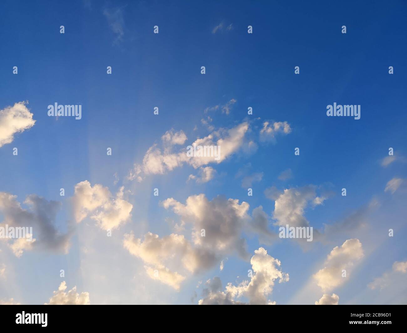 Clear sky sun rays hi-res stock photography and images - Alamy