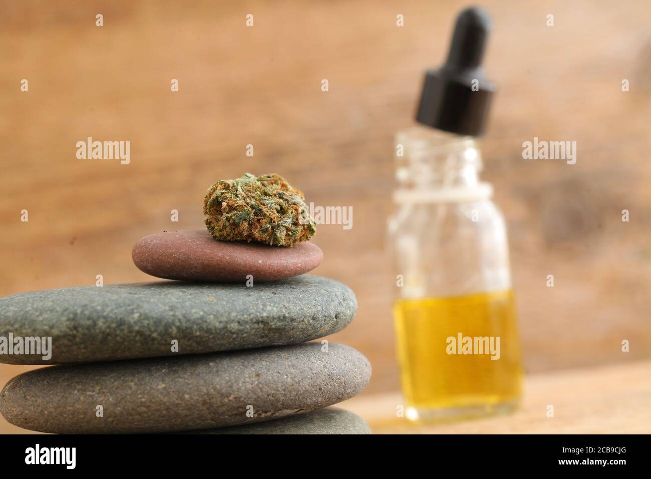 Medical marijuana cannabis cbd oil Stock Photo - Alamy
