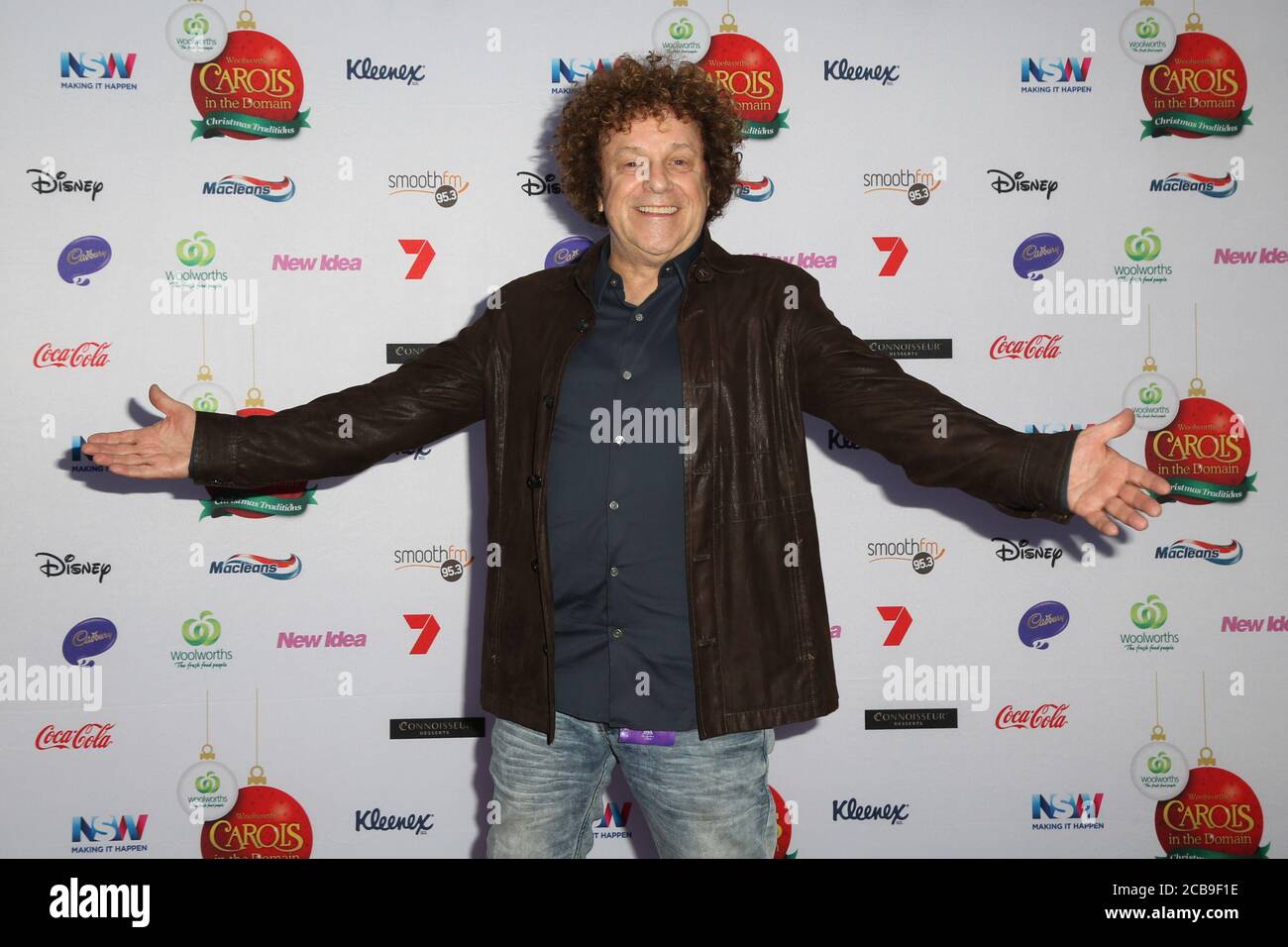 Leo Sayer arrives on the red carpet for the Woolworths Carols in the ...