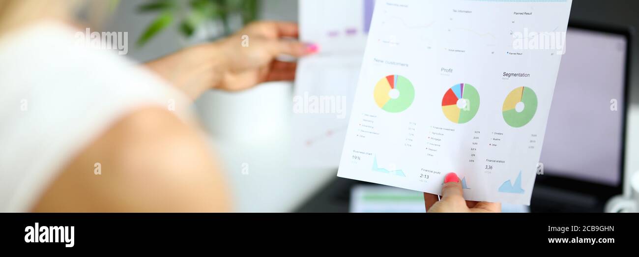 Clever employee at desktop Stock Photo - Alamy