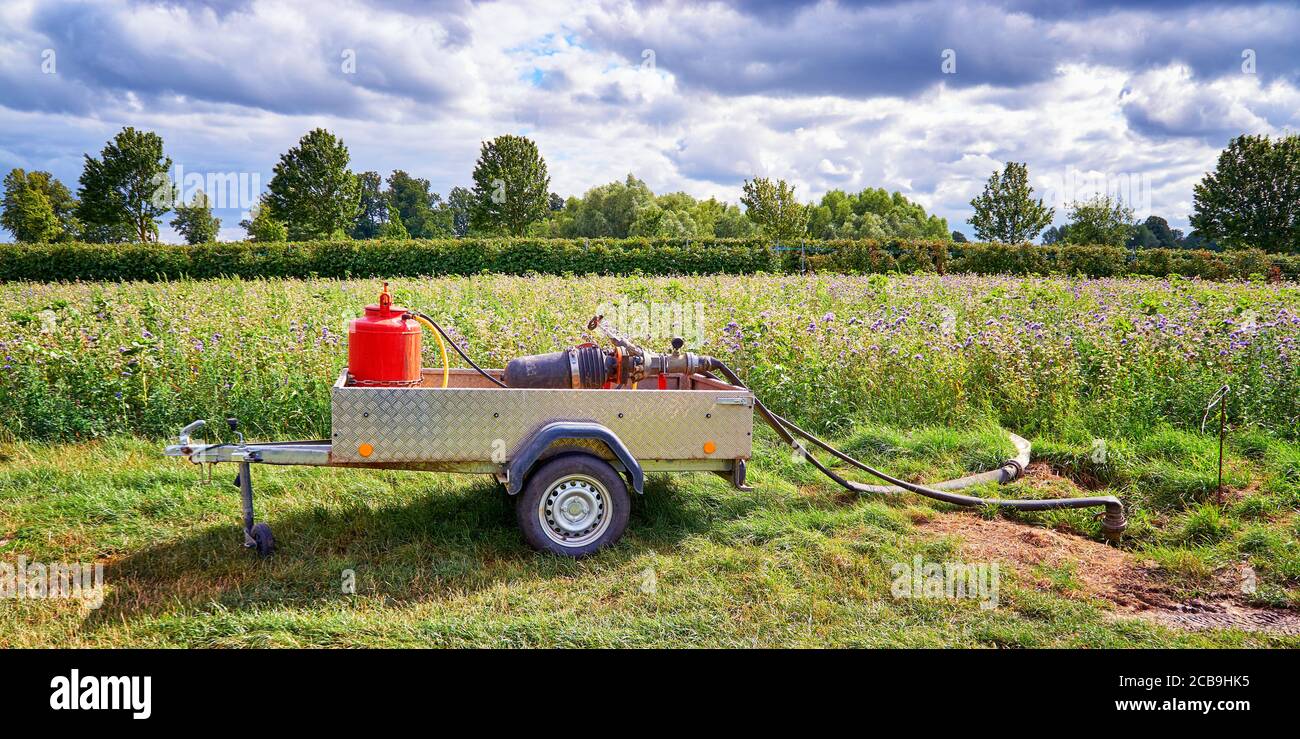 Water pump trailer hi-res stock photography and images - Alamy