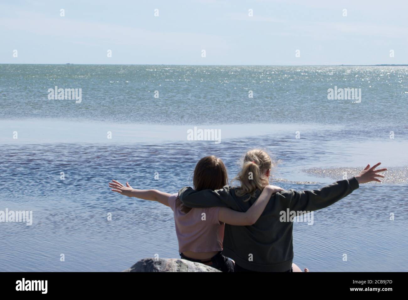 Childhood best friends hi-res stock photography and images - Alamy