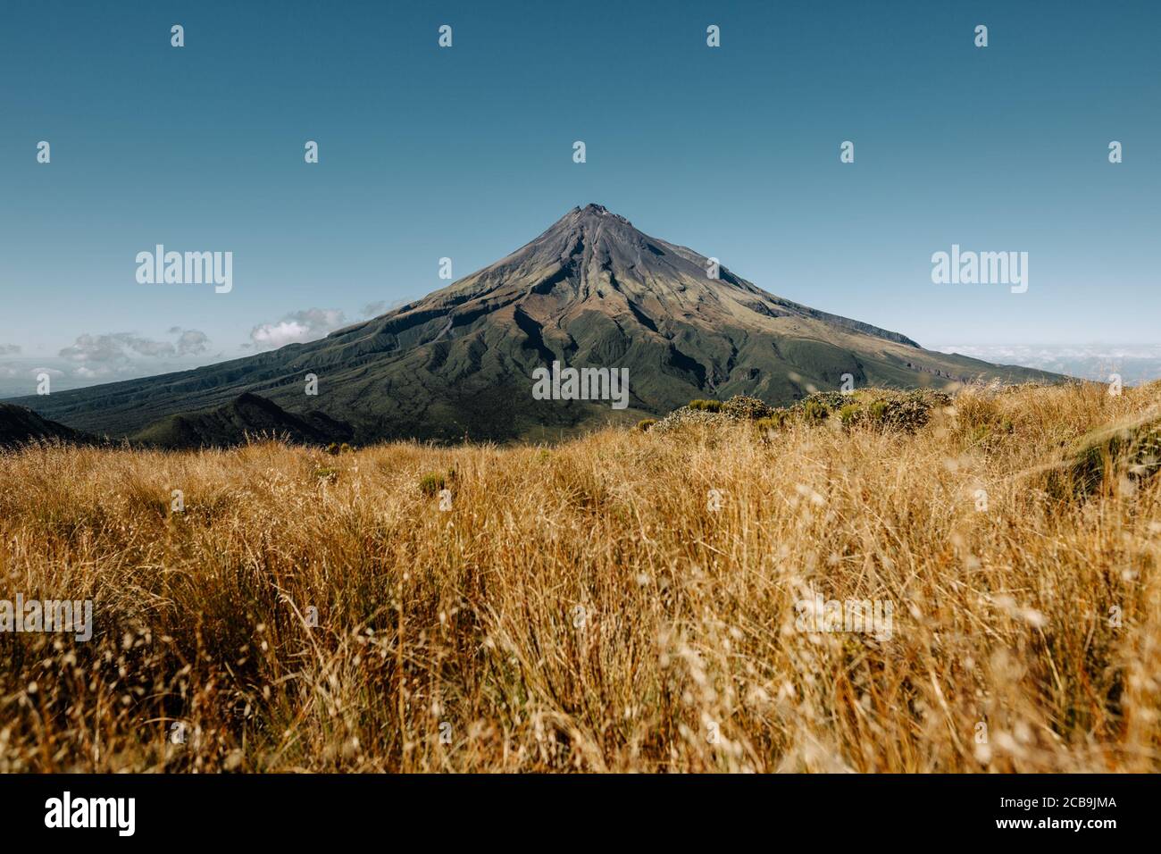 Taranaki countryside scene taranaki countryside scene hi-res stock ...