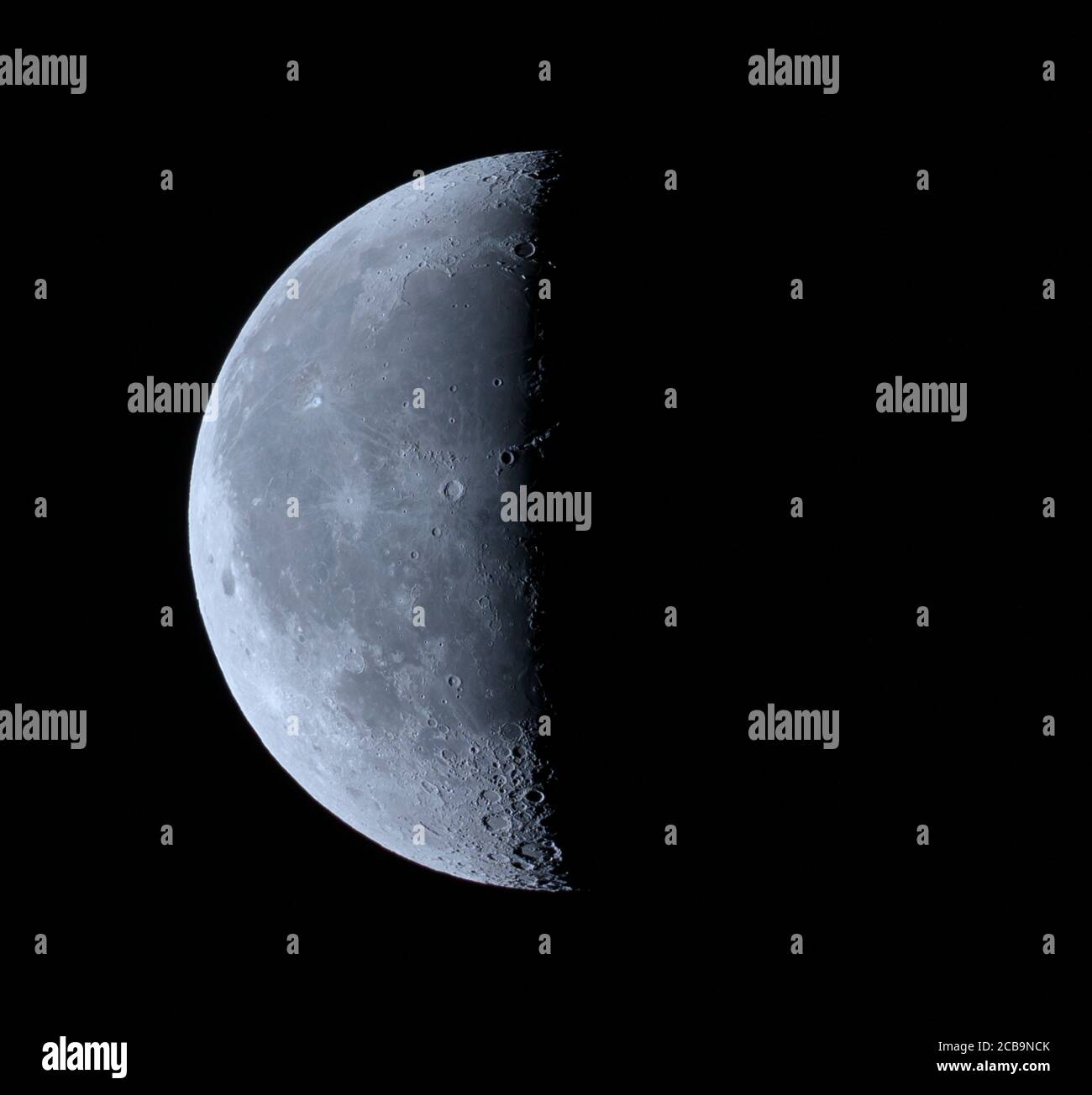 Wimbledon, London, UK. 12 August 2020. 42% Waning Crescent Moon ...