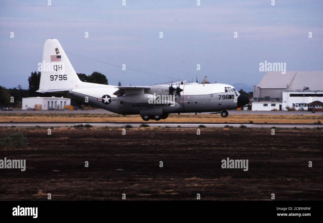 Lockheed kc 130f hercules hi-res stock photography and images - Alamy