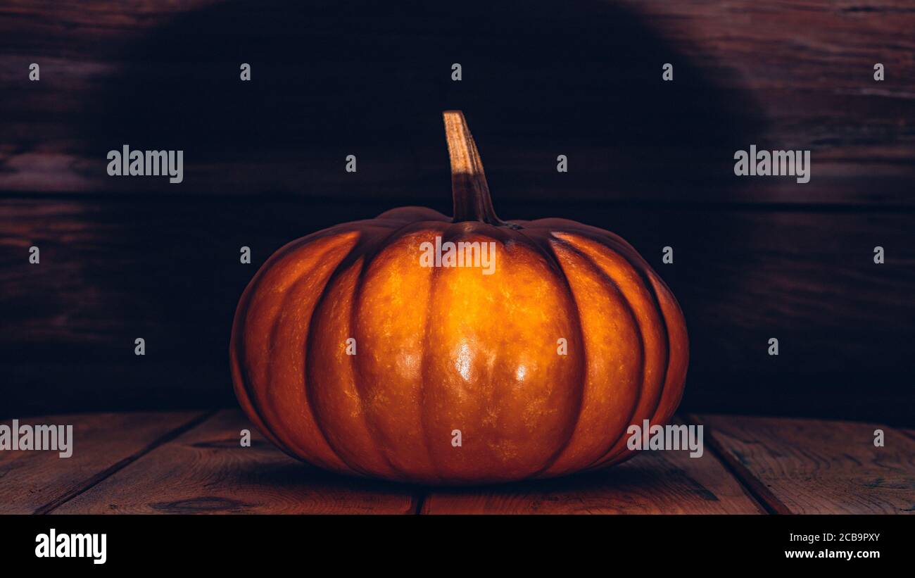 Horror lighting hi-res stock photography and images - Alamy