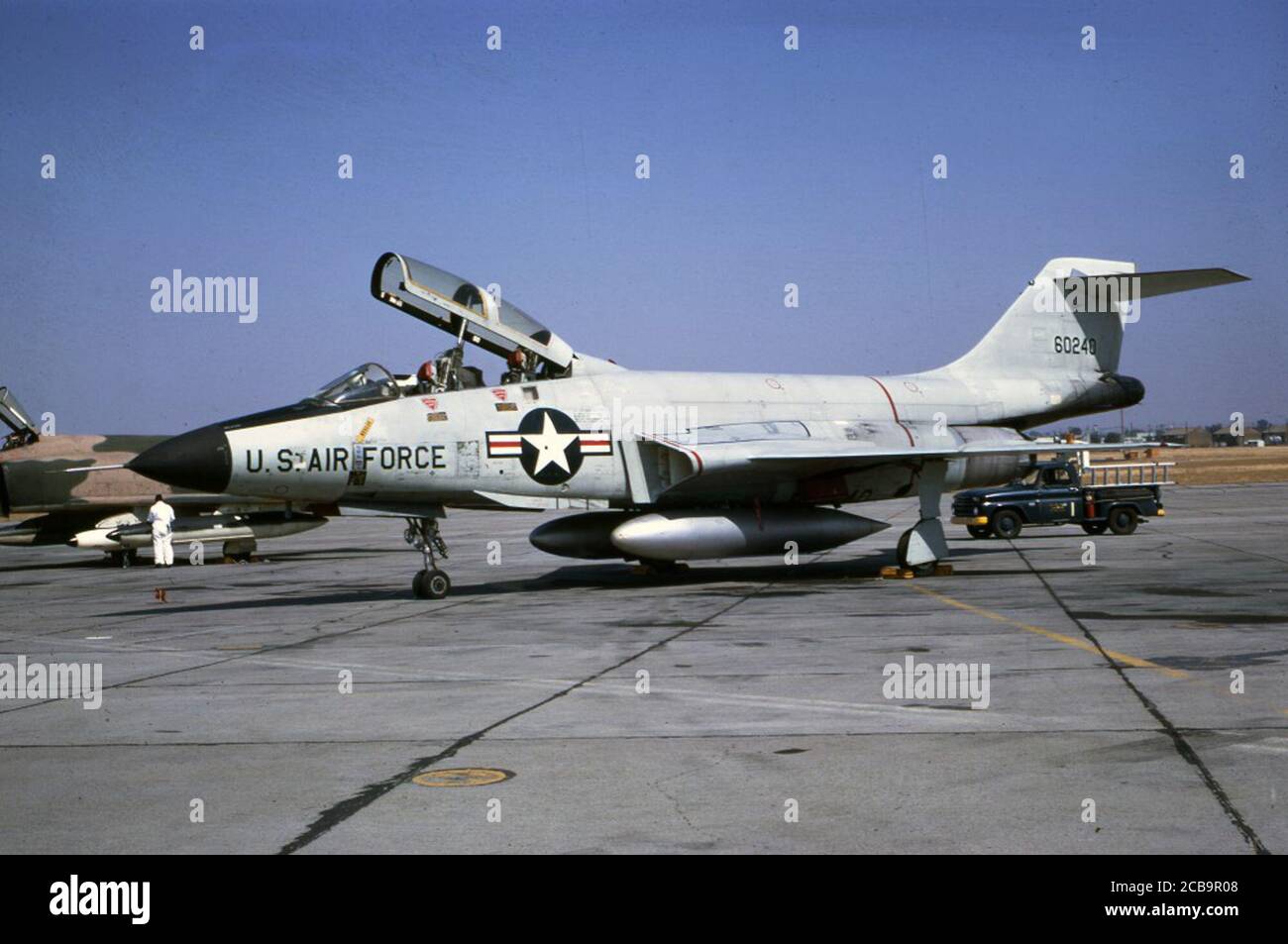 101b hi-res stock photography and images - Alamy