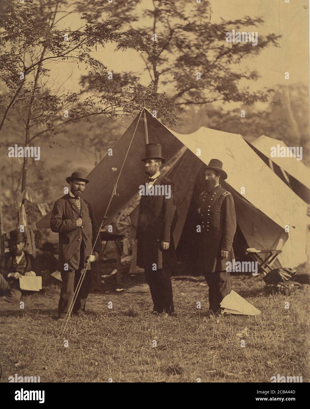 [President Abraham Lincoln, Major General John A. McClernand (right ...