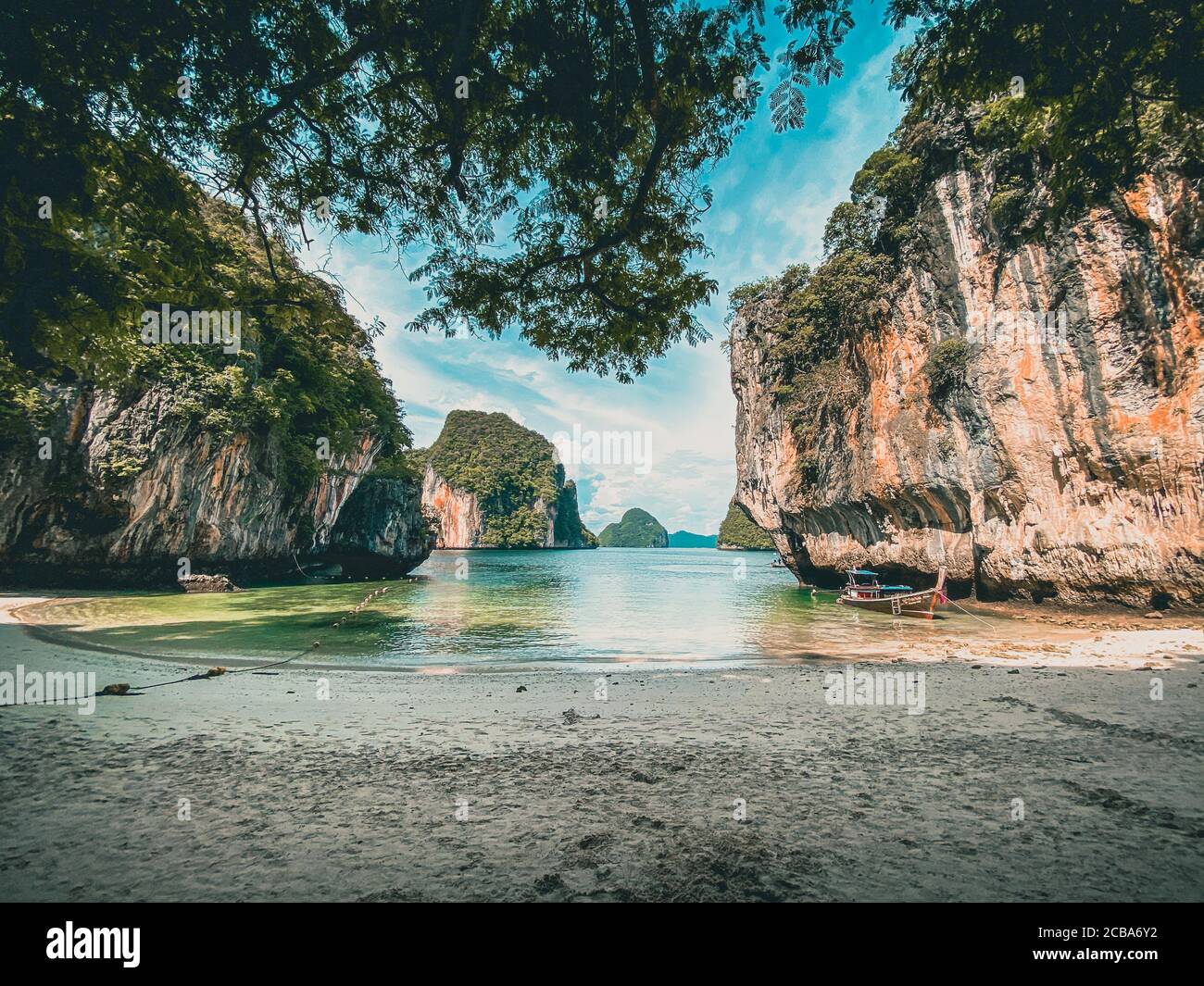 Koh Lao Lading paradise beach, island in the Andaman Sea between Phuket ...
