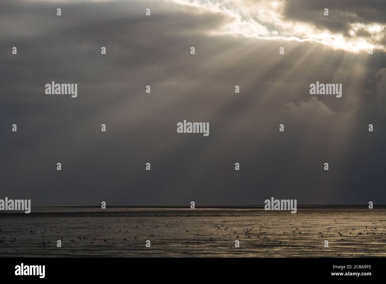 Sun shining through storm cloud hi-res stock photography and images - Alamy