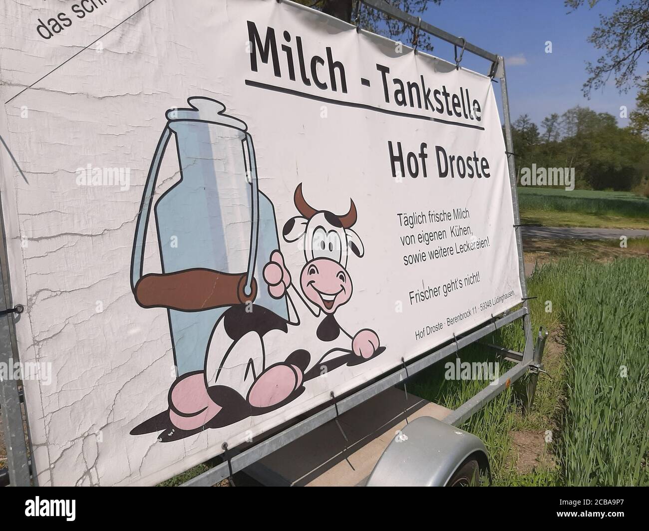 Milk can sales hi-res stock photography and images - Alamy