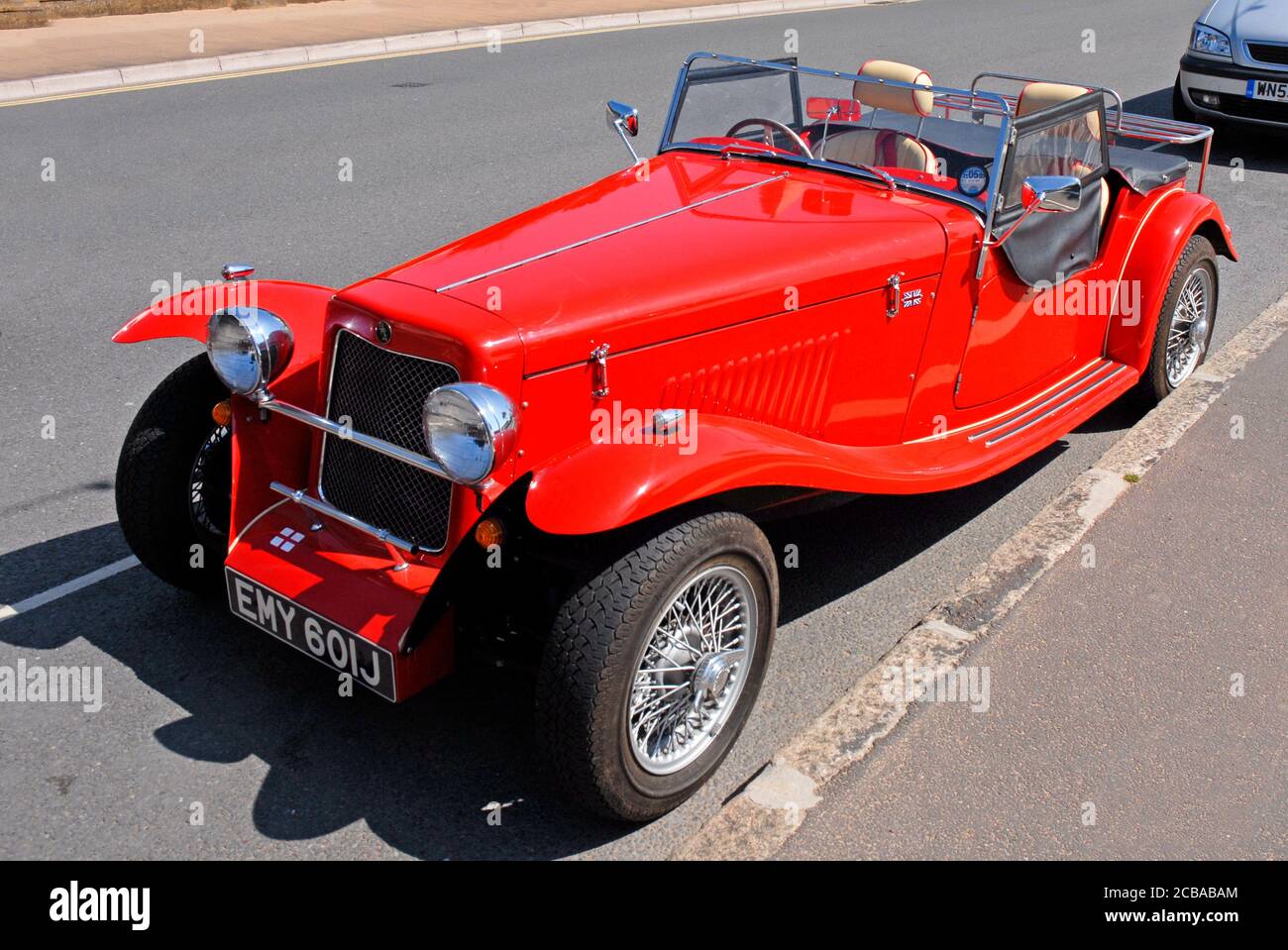 Red sports car hi-res stock photography and images - Alamy