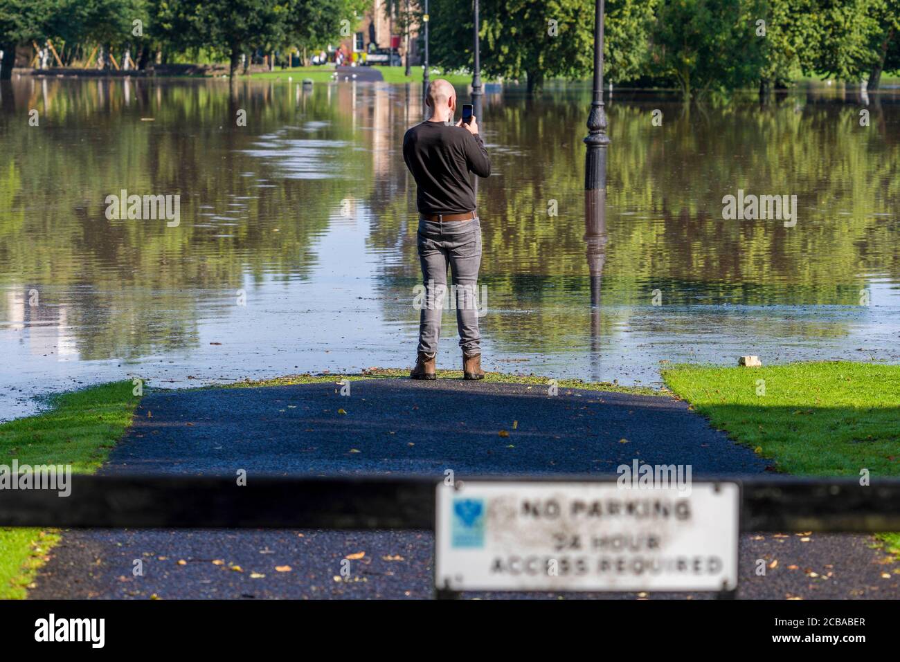 Following a 7 hour thunder storm throughout the night, residents of ...