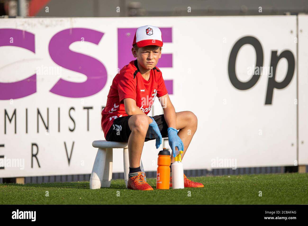Sinan Bakis signs a contract at Heracles Almelo Stock Photo - Alamy