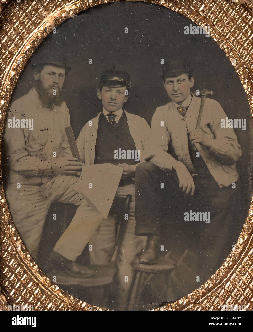 Three carpenters holding ruler hi-res stock photography and images - Alamy