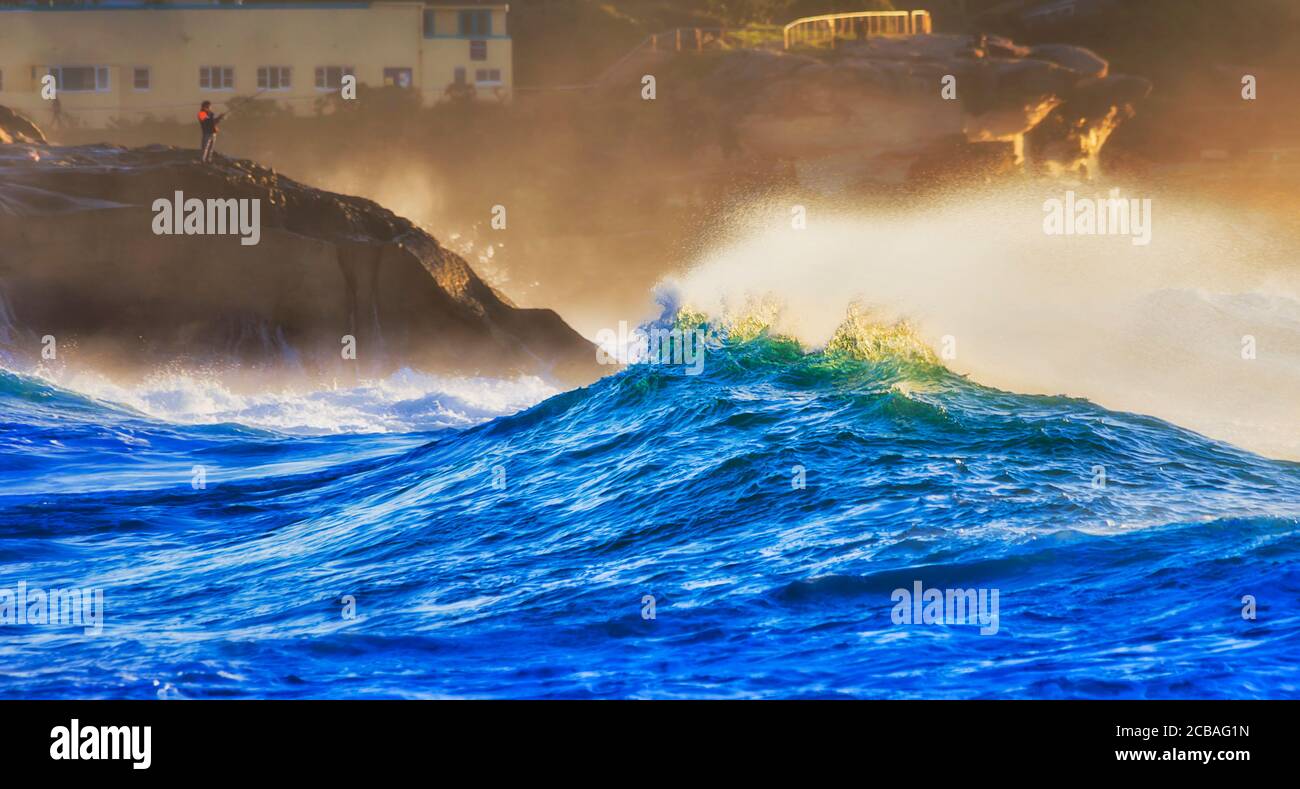 Strong waves hi-res stock photography and images - Alamy