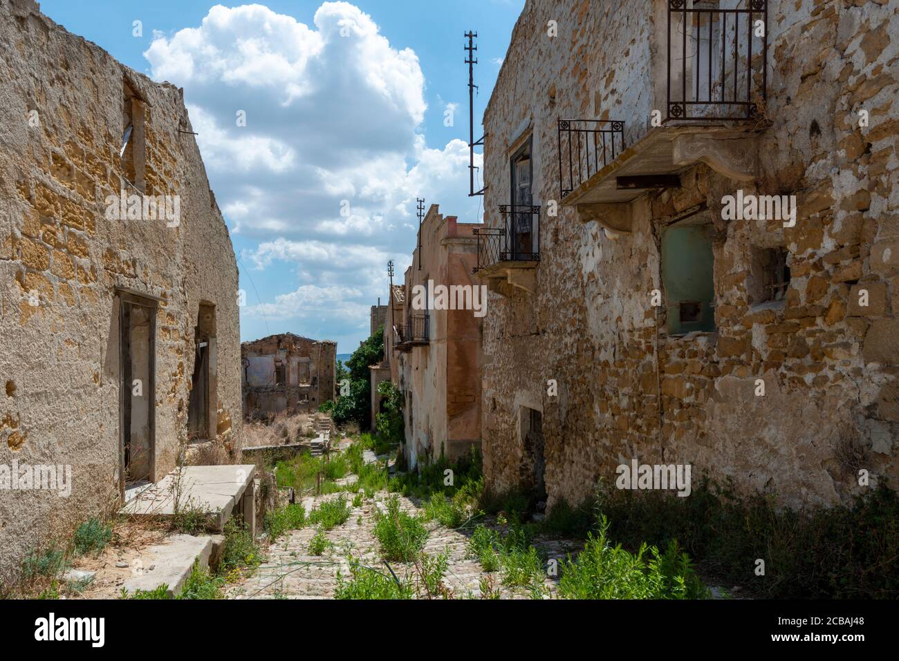 La città fantasma di Poggioreale A ghost town of poggioreale, dopo il ...