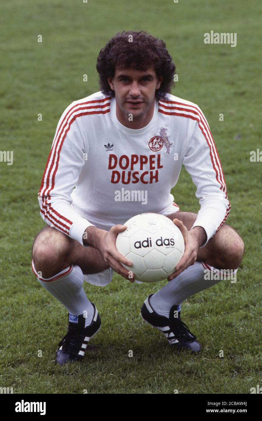 Season 1983 hi-res stock photography and images - Alamy