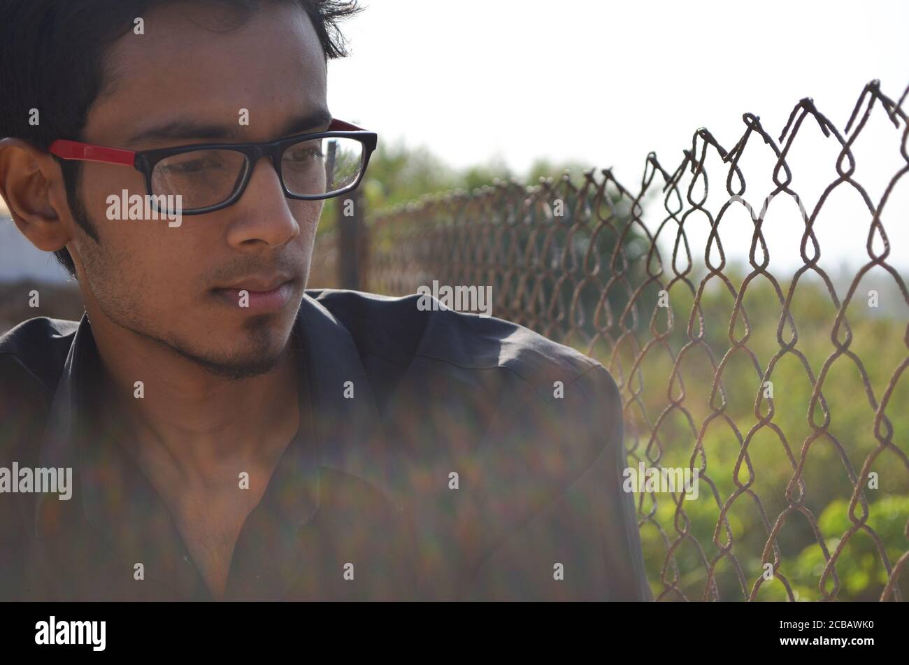 Indian man profile face hi-res stock photography and images - Alamy