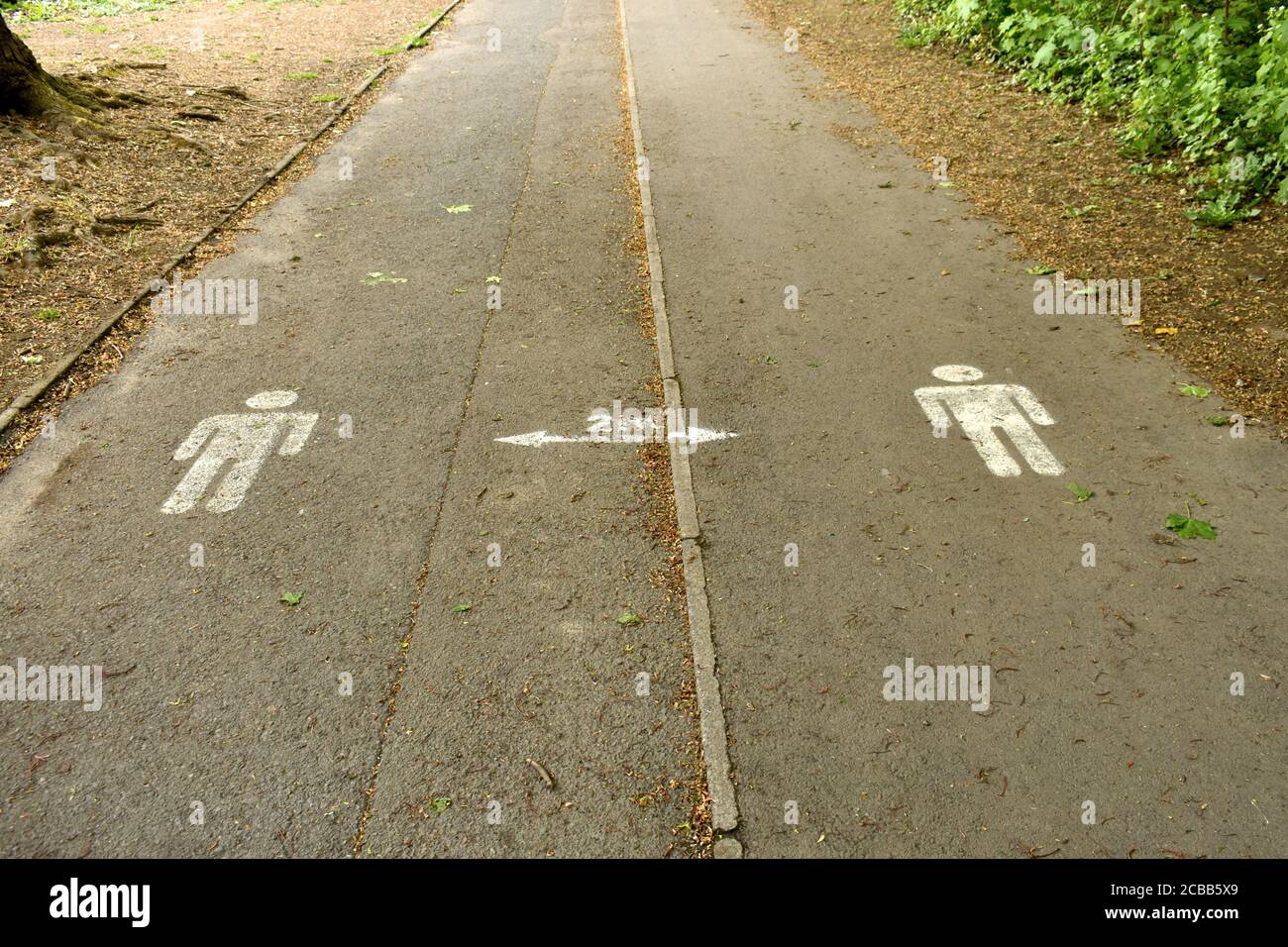 Social distance 2 two metre metres apart hi-res stock photography and ...